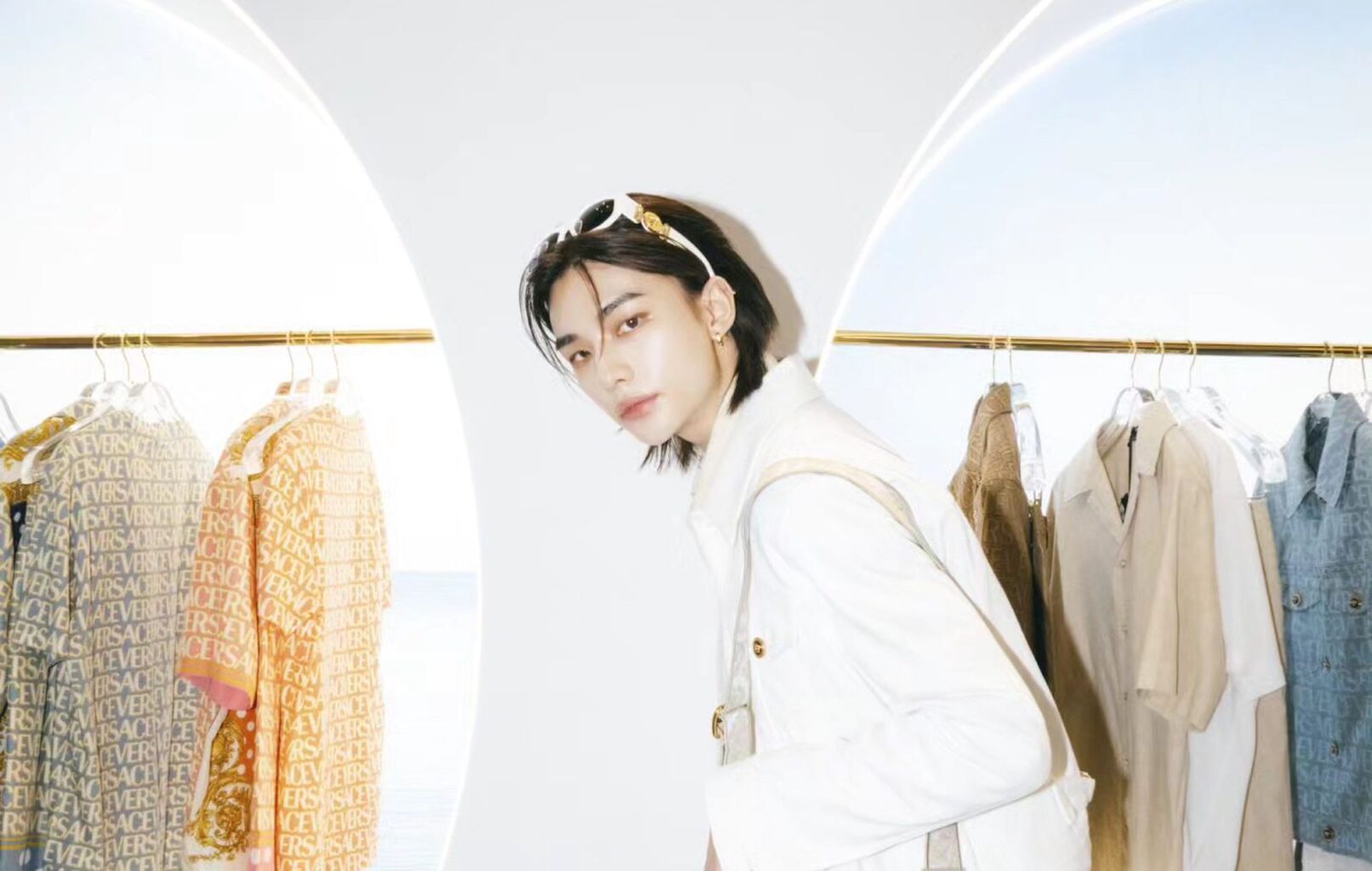 Versace Holiday Collection, debut of ambassador Hyunjin - Montenapo Daily